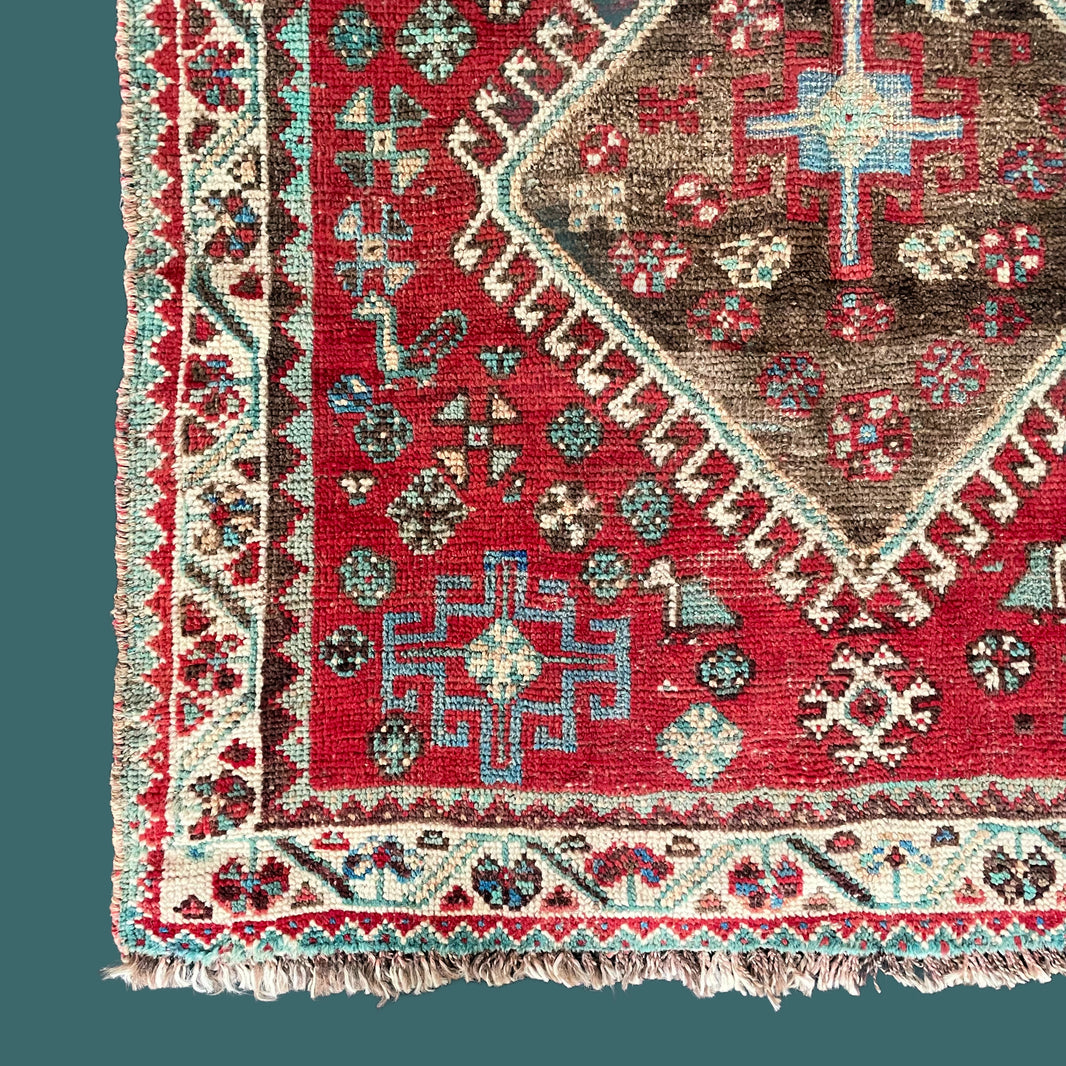 Heritage Rugs – Human Assembly